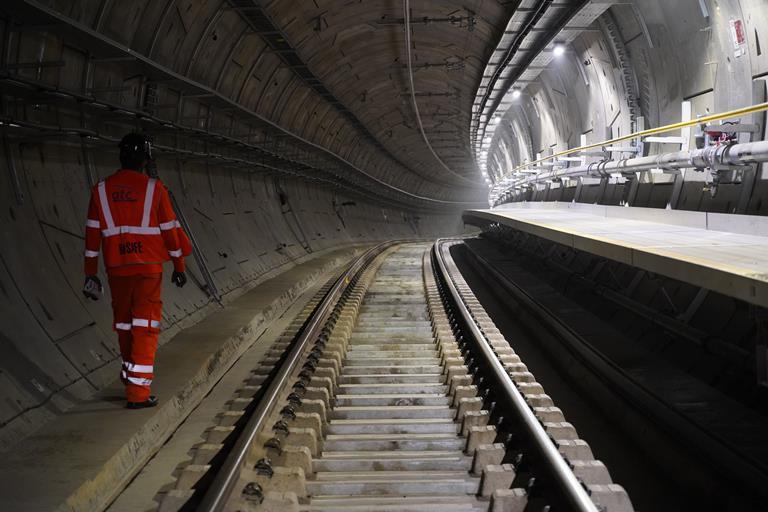 Pictures reveal Crossrail progress during construction blockade | News ...